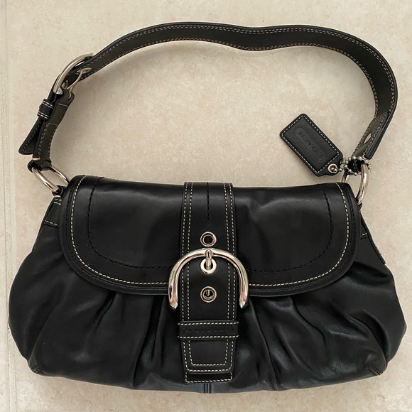 Coach | Bags | Coach Soho Black Leather Shoulder Bag W Buckle Flap F524 ...